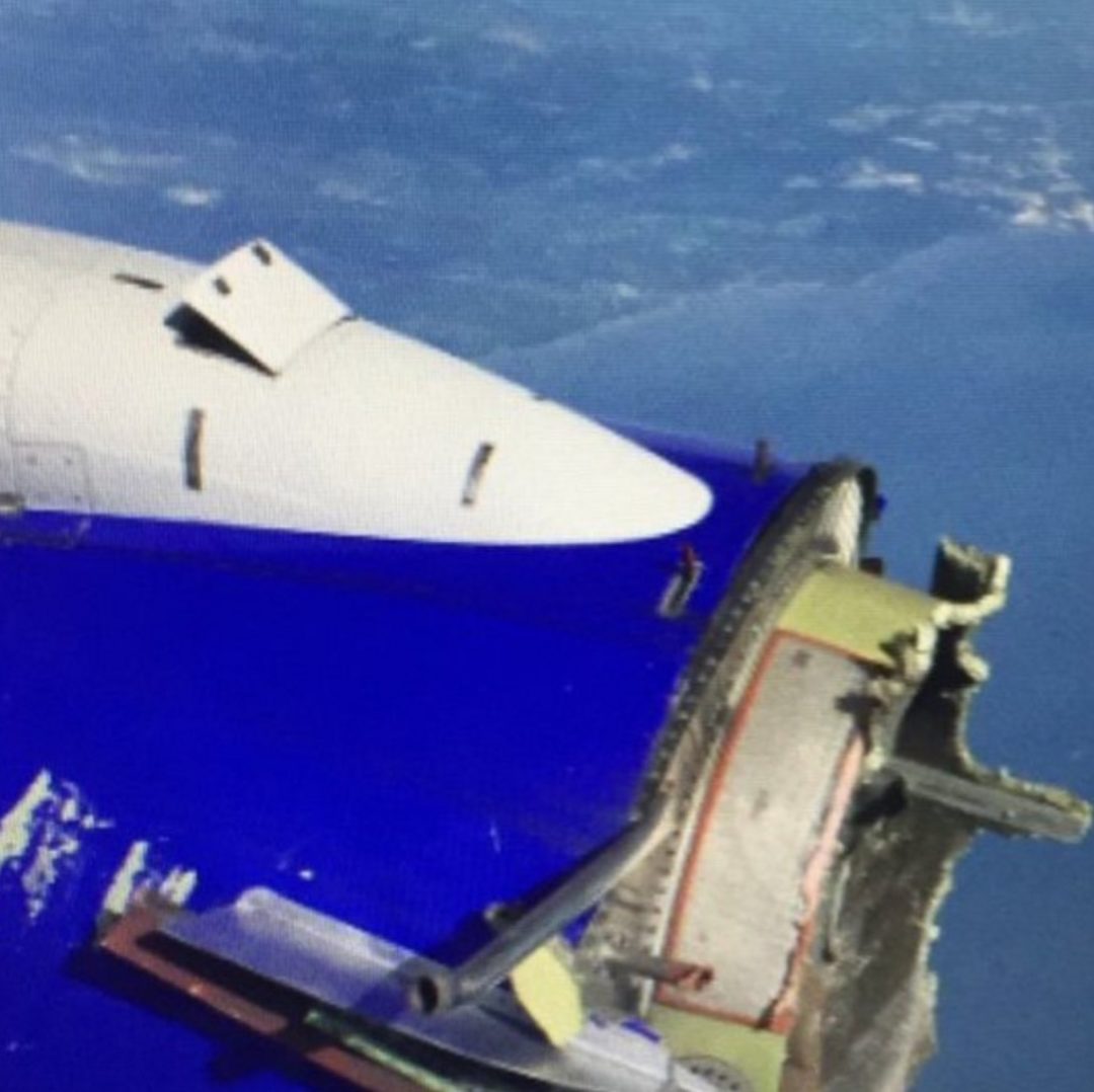WN3472 - Southwest Airlines plane loses engine; lands safely - Points ...