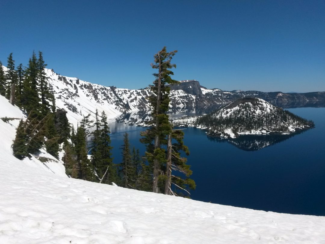 5 tips for visiting Crater Lake National Park - Points with a Crew