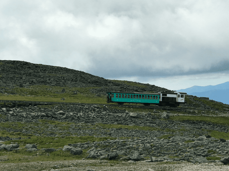 5 reasons to drive the Mount Washington Auto Road - Points with a Crew