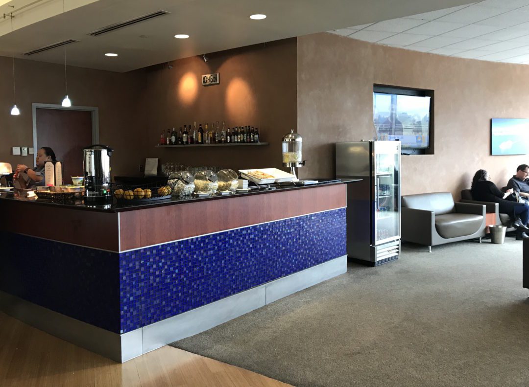 the-club-at-sea-concourse-a-bar - Points with a Crew