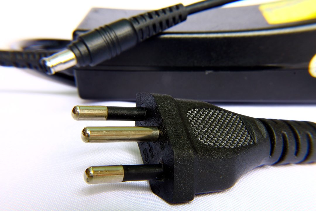What Kind of Power Adapter do I need for Travel? - Points with a Crew