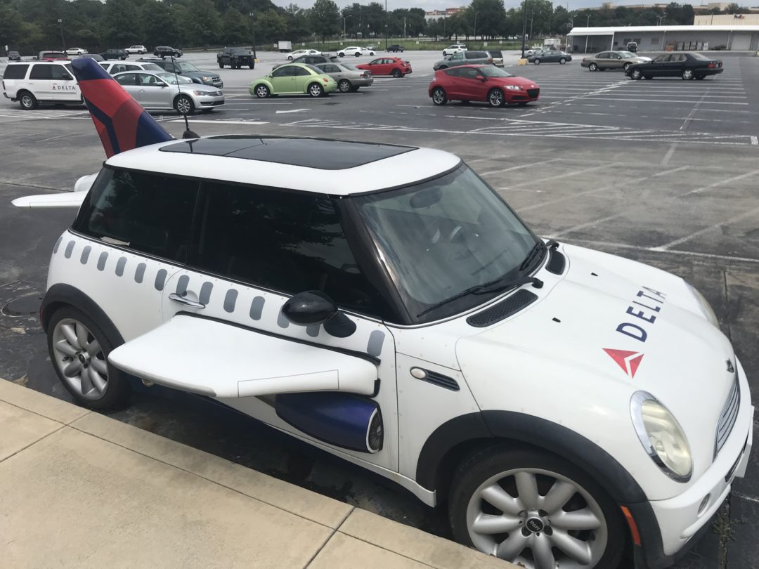 delta-flight-museum-mini-cooper - Points with a Crew