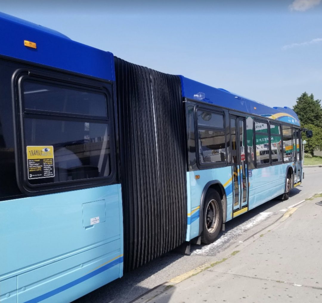 The best and cheapest way to get from LGA airport to Manhattan - Points ...