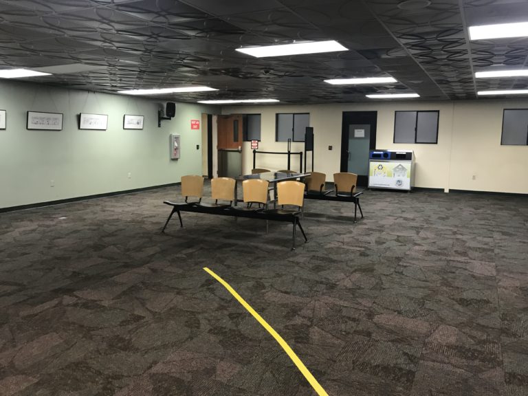 sonoma-santa-rosa-airport-waiting-area - Points with a Crew