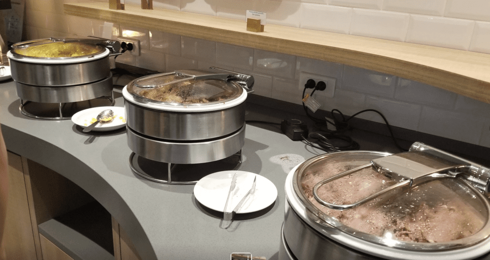 Holiday Inn Express Paris / CDG Airport Hotel Review - Points with a Crew